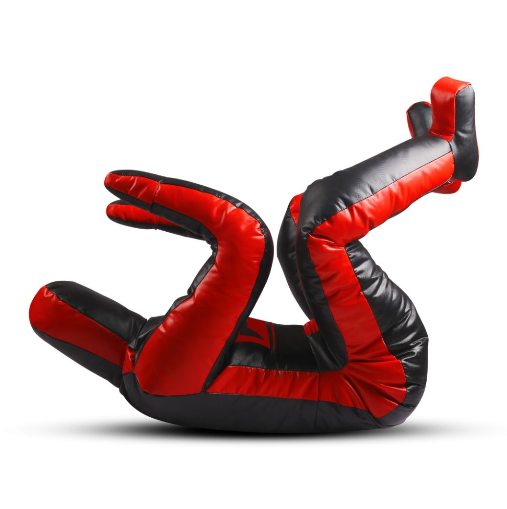 DAAN Grappling Dummy provides realistic training & wrestling